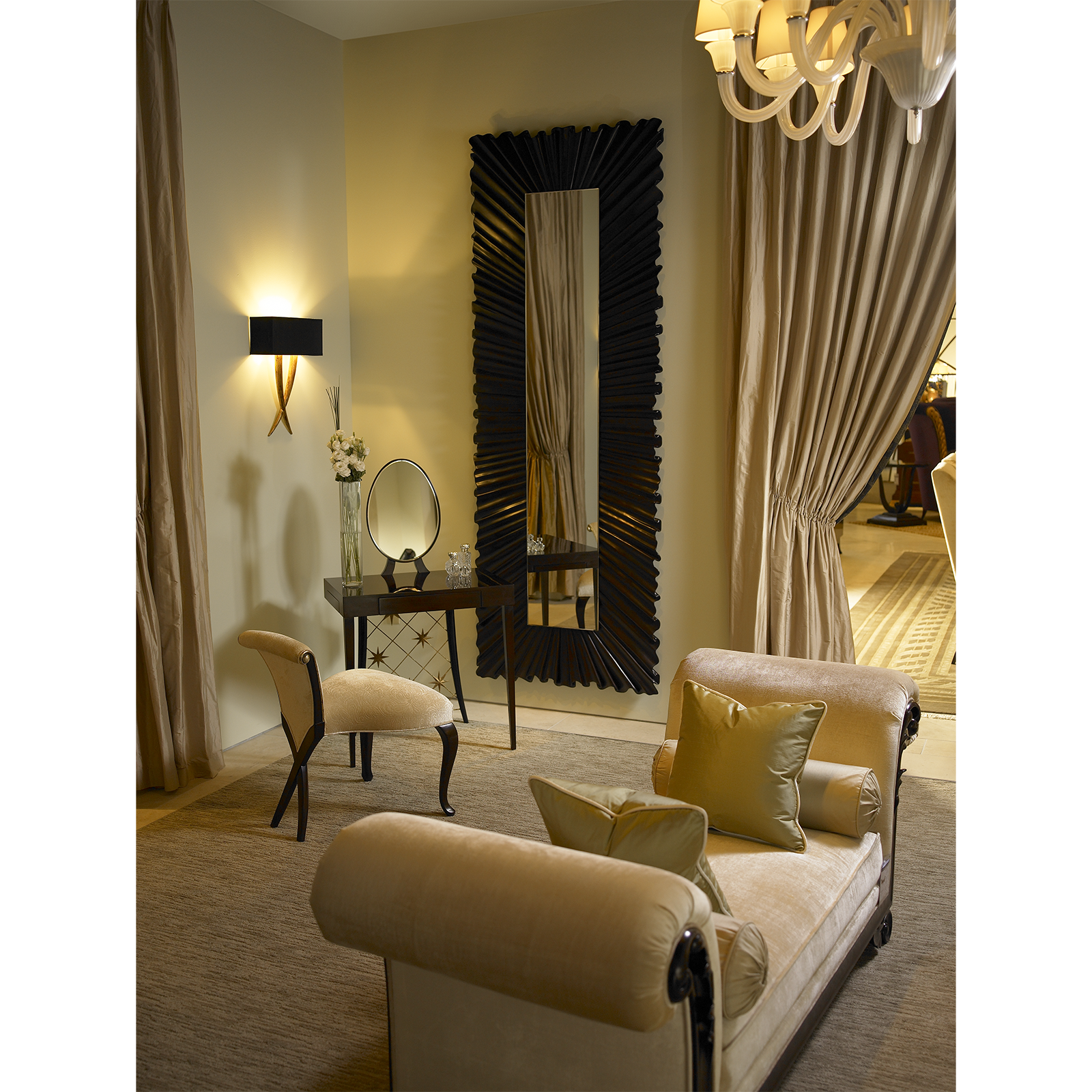 Ruffle - Spiegel von Christopher Guy